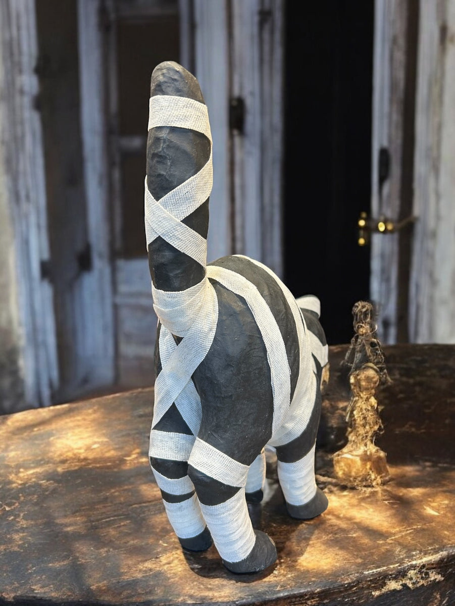 Bethany Lowe Design - Mummy Kitty Paper Mache – Thirteen Vintage